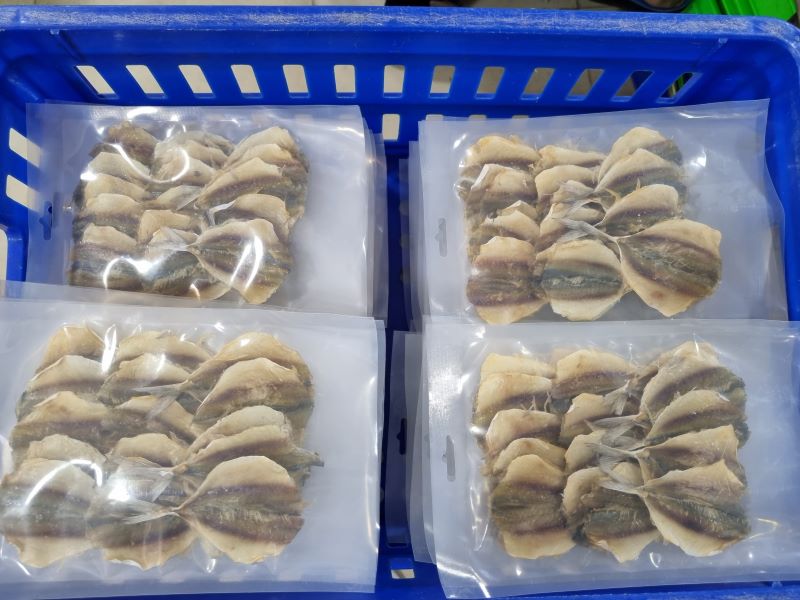 Dried Yellowstripe Trevally Scad, Khô Cá Chỉ Vàng, Baseafood